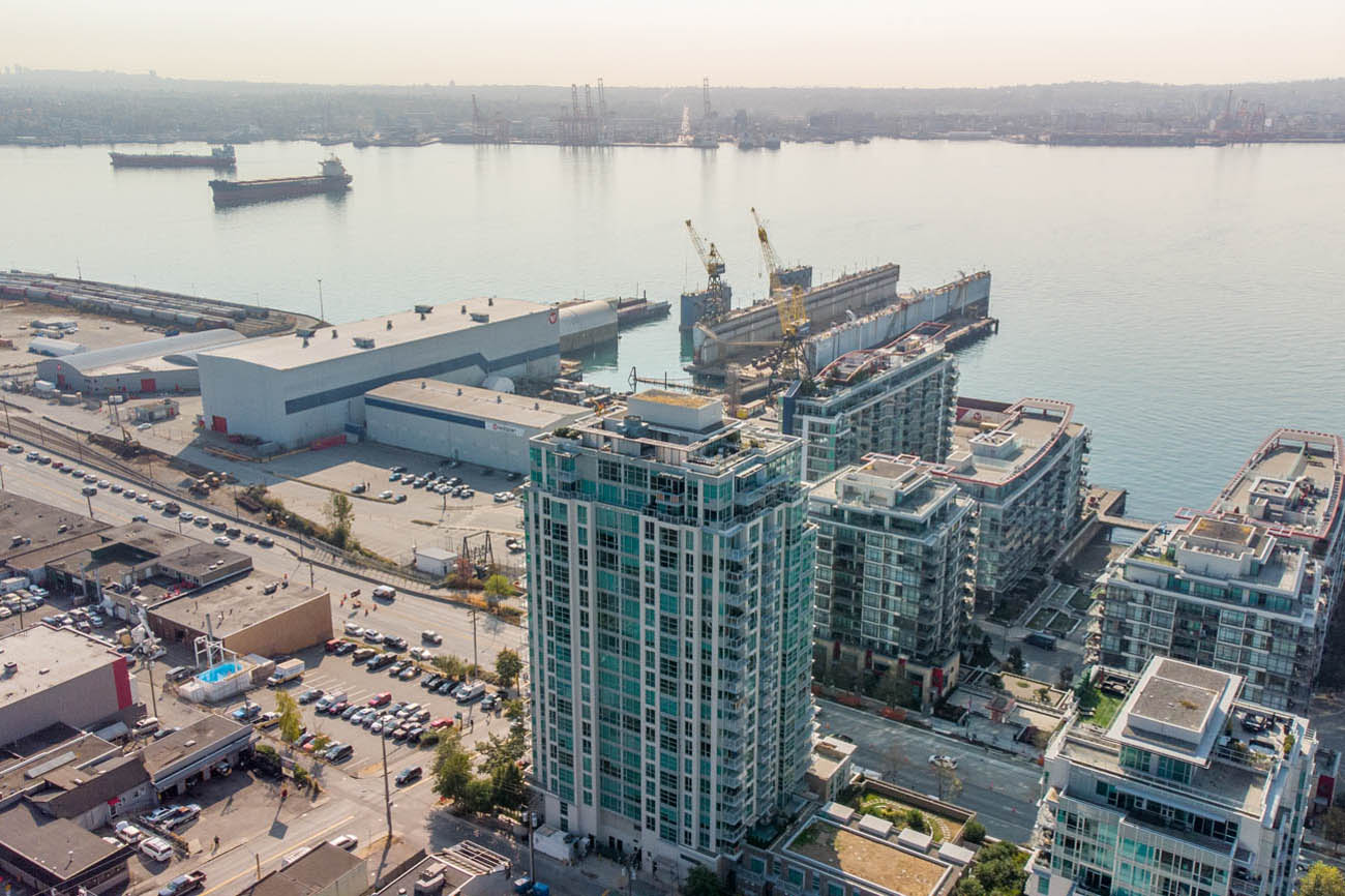 Lonsdale 2 bedroom large condo North Vancouver