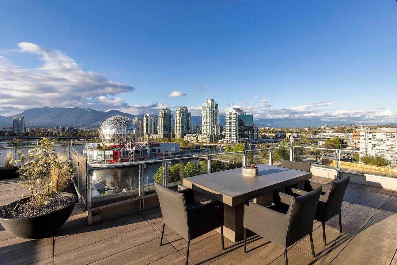 Olympic village furnished penthouse